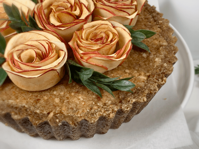 Apple Pie (raw, vegan, gluten-free)