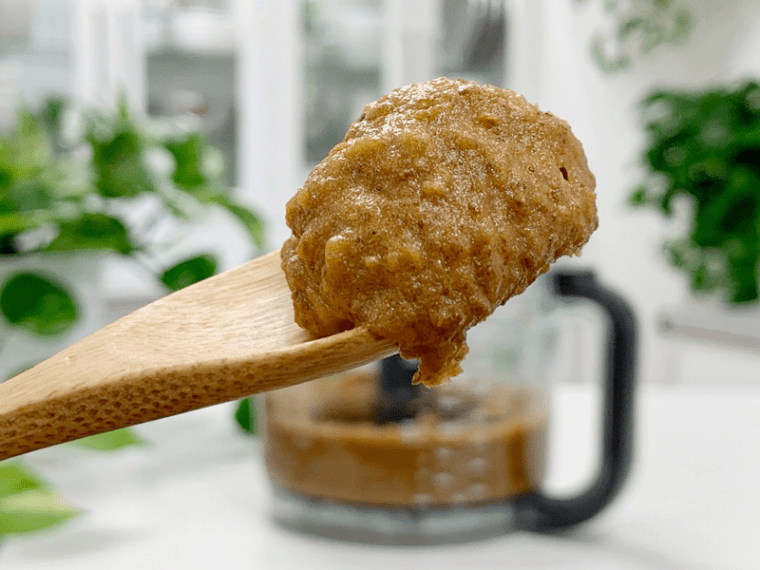 How to Make Raw Date Paste | Nouveau Raw