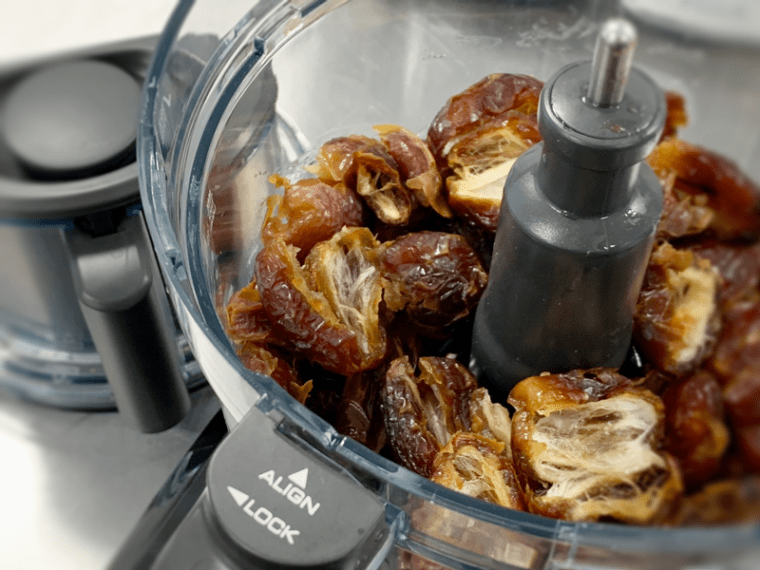 How to Make Raw Date Paste | Nouveau Raw