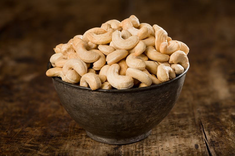 Raw Cashews, Soaked and Drying | Nouveau Raw
