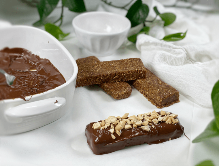 Mulberry Crunch Candy Bars | Nouveau Raw