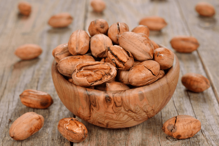 Pecans, Soaking and Drying | Nouveau Raw