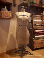 How to Create a Dress Form Christmas Tree | AmieSue.com