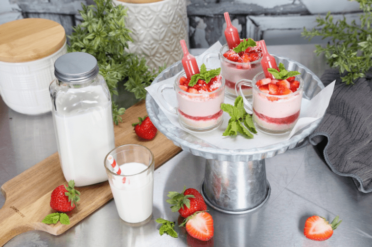 Strawberry Jam Cultured Cheesecake (served 2 ways)