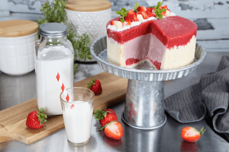 Strawberry Jam Cultured Cheesecake (served 2 ways)