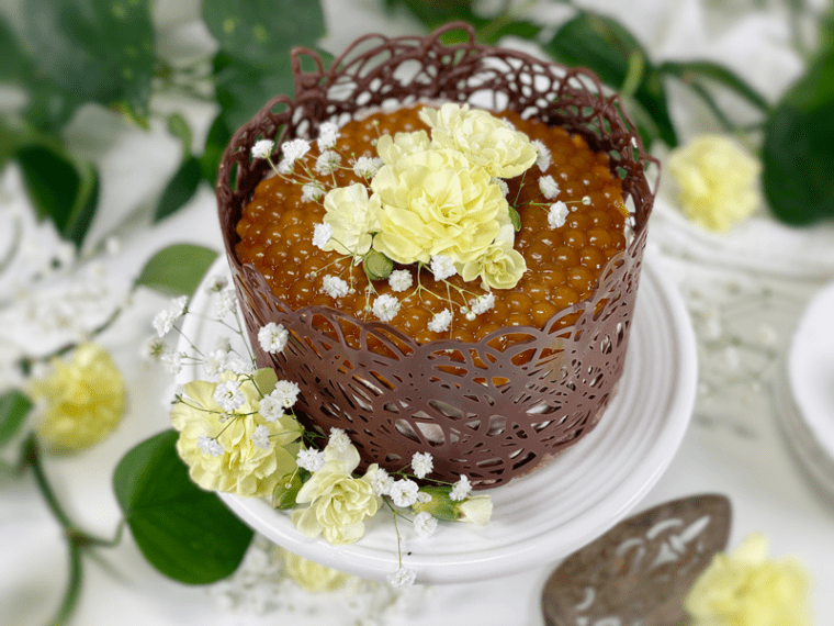 Chocolate Lace Collar | Cake Decorating | AmieSue.com